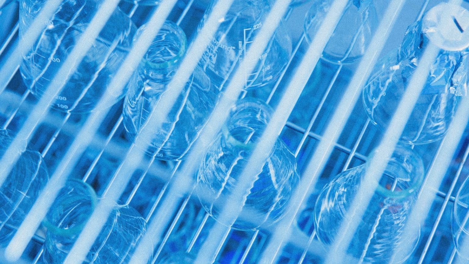 Top Global Biotech Startup Trends & Key Hubs to Watch in 2025